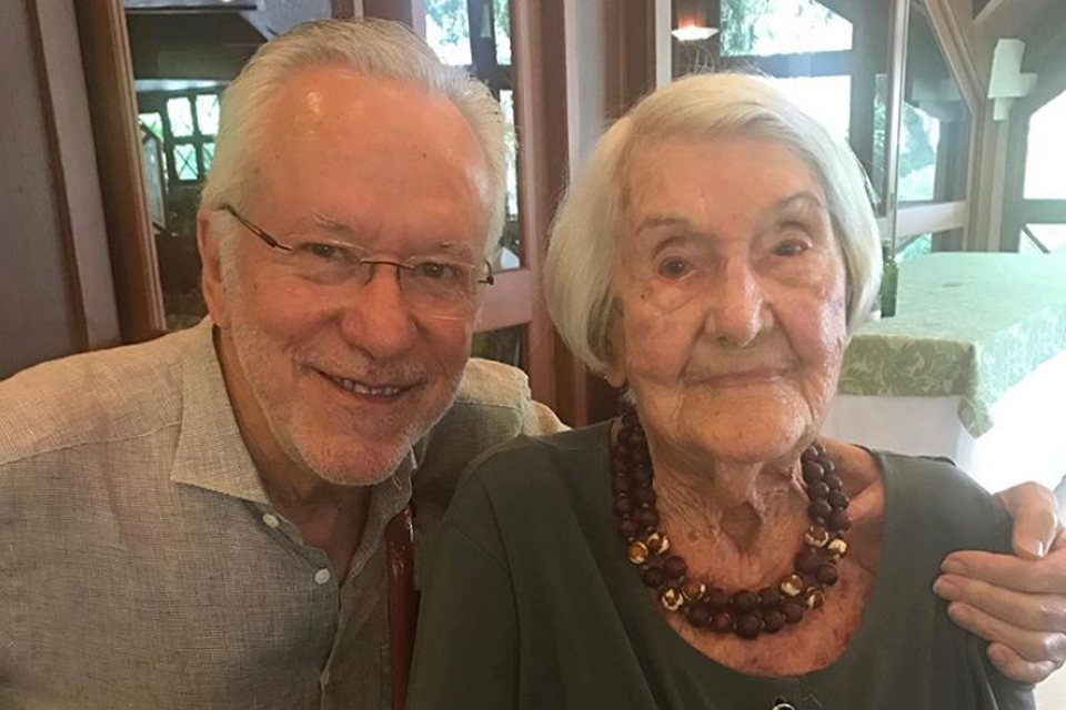 Alexandre Garcia lamenta a morte da mãe de 100 anos: “Semeou luzes ...