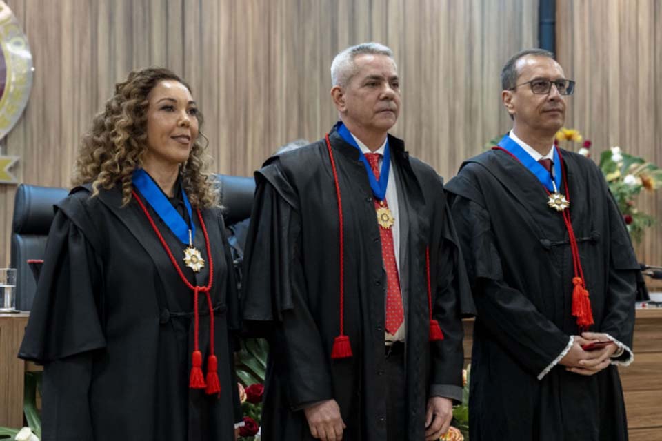 Foram empossados Andréa Luciana Damacena Ferreira Engel e Alexandre ...